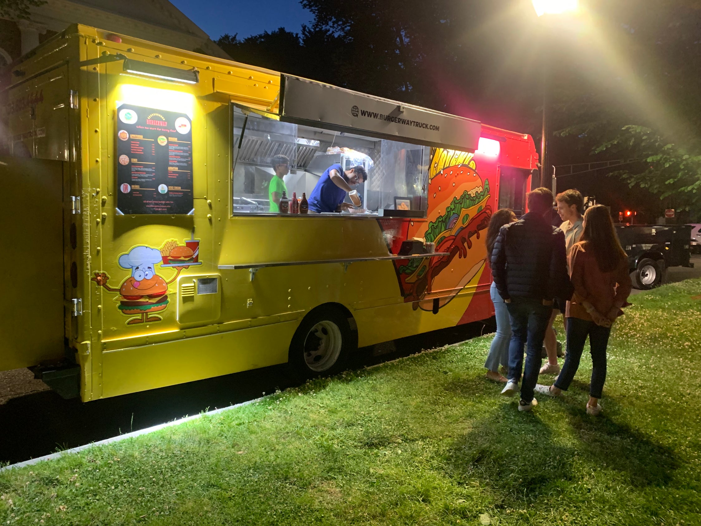 Gallery – BurgerWay Truck